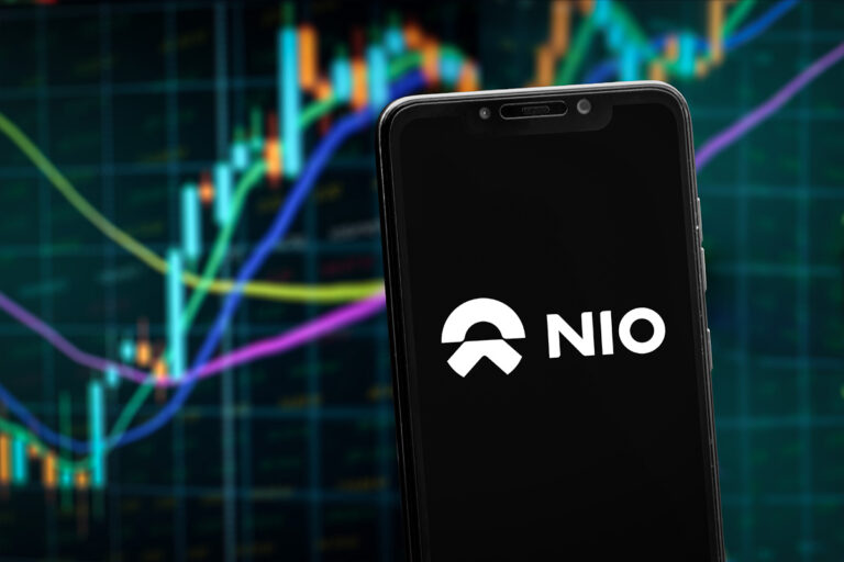 NIO (NIO) Stock: Volatile Trading Day Sees Wild Swings After Hong Kong ...