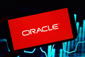Oracle Corp. (ORCL) Stock: Faces a Dip Amid $18B Data Center Deal ...