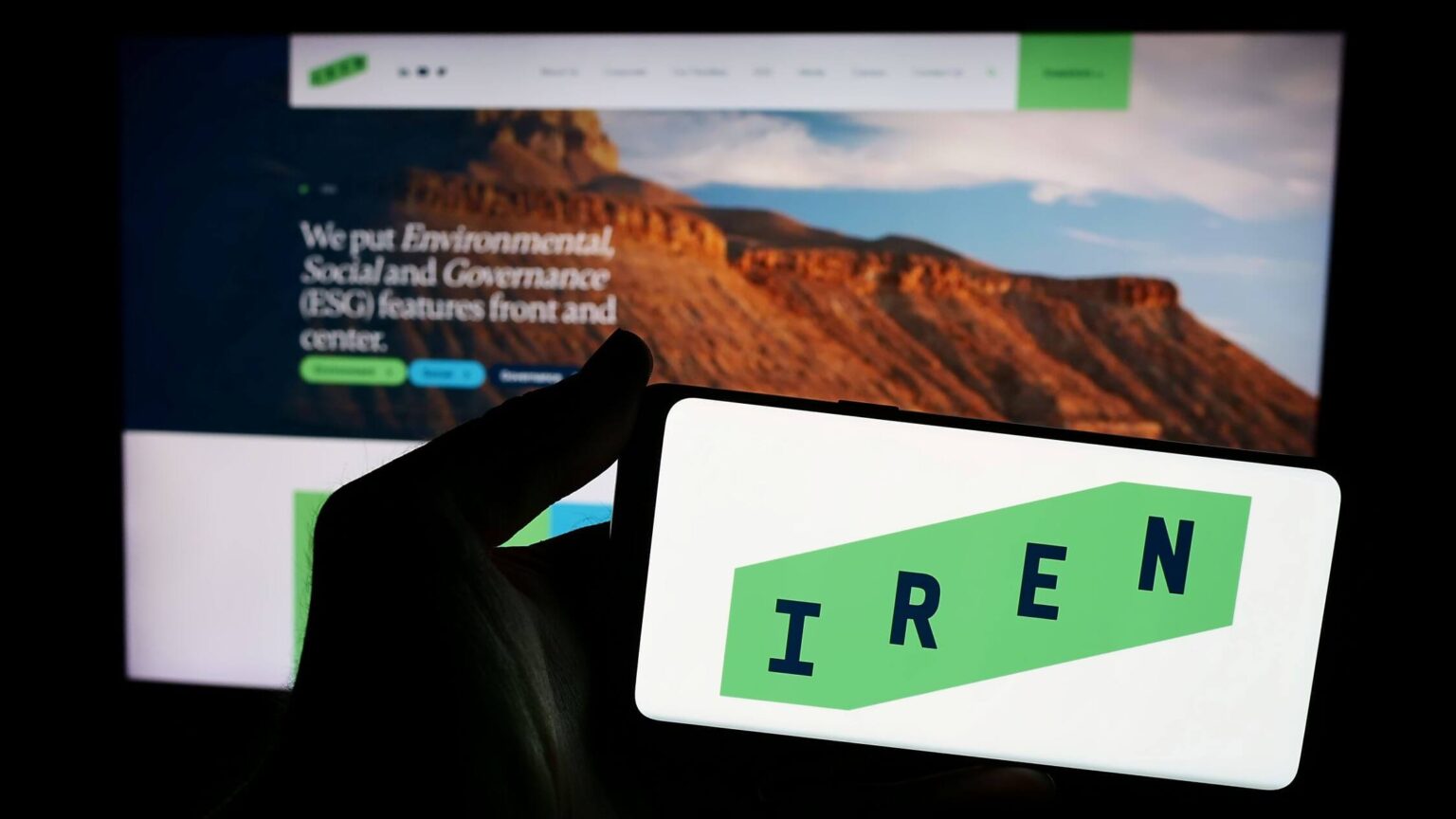 IREN Stock Drops After $875M Convertible Note Announcement - Parameter