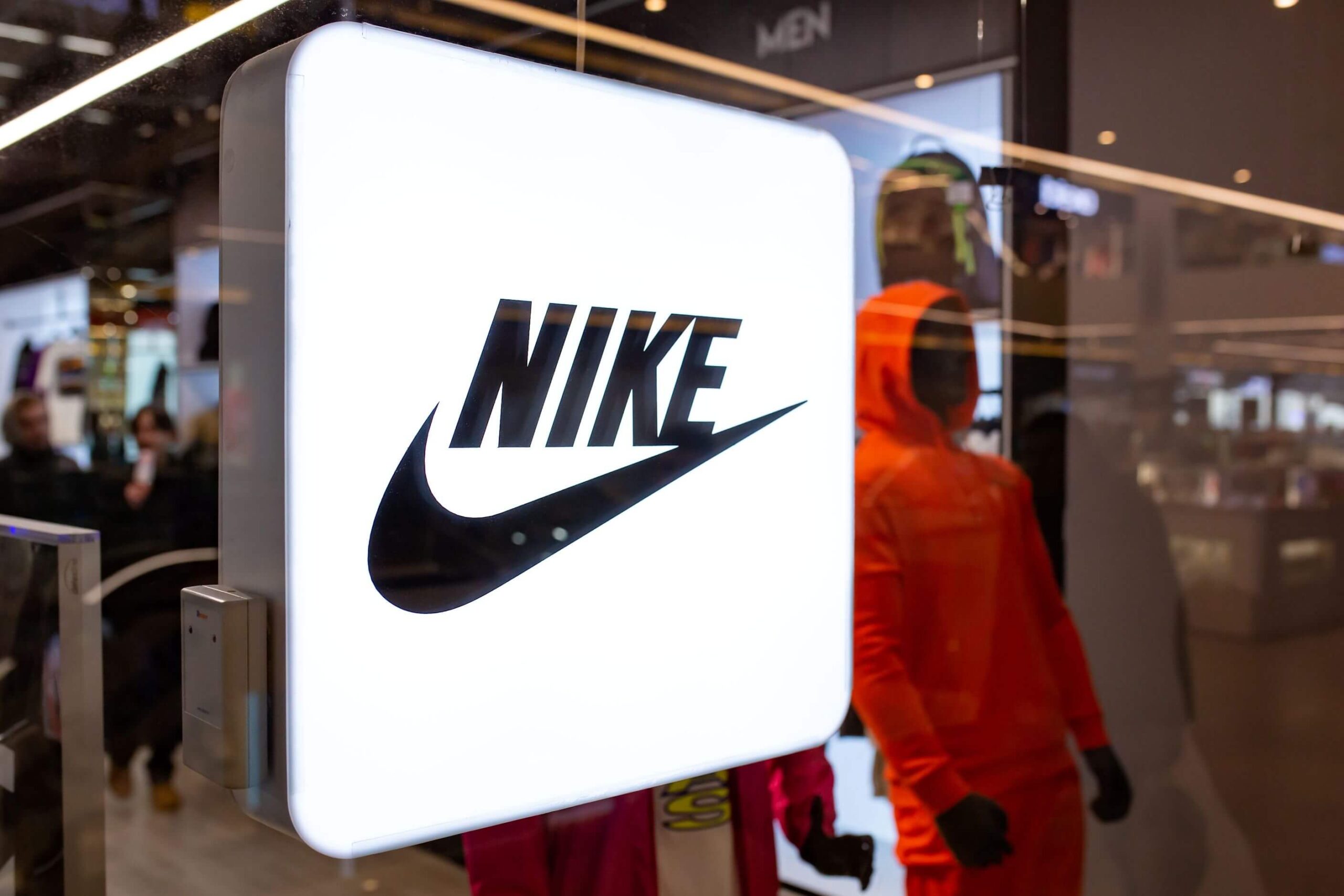 Nike (NKE) Stock: Women’s Product Push Targets Market Share Recovery ...