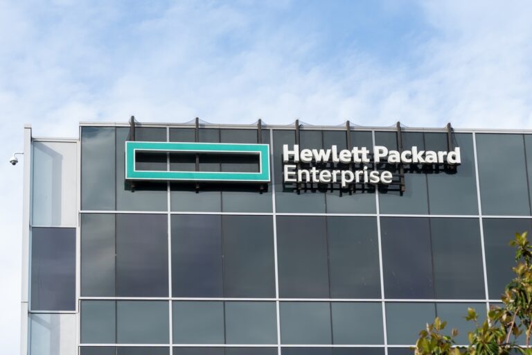 Hewlett Packard Enterprise (HPE) Stock: HPE Surges 29% on AI ...