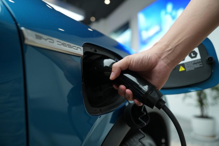 Global Automakers Turn to Chinese EV Tech to Accelerate Launches ...