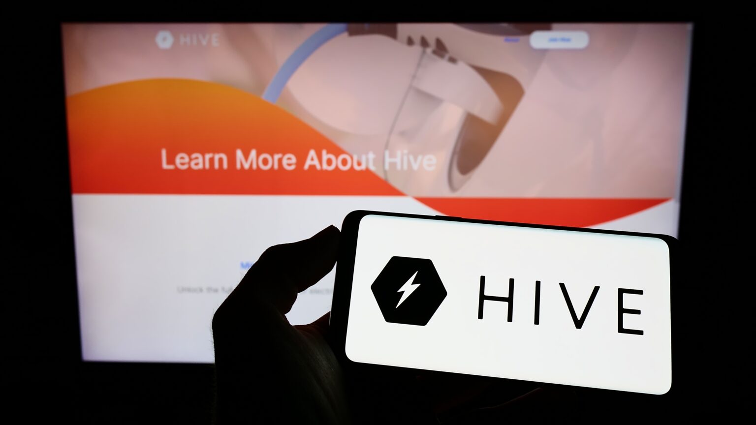 HIVE Digital Technologies Ltd. (HIVE) Stock: AI & Bitcoin Growth ...