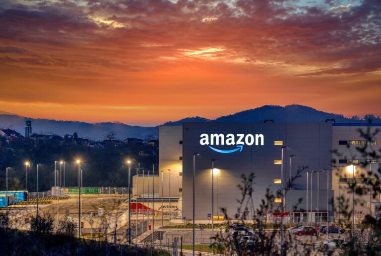 Amazon Prime Members in UAE Get Free 15-Minute Deliveries via Amazon ...