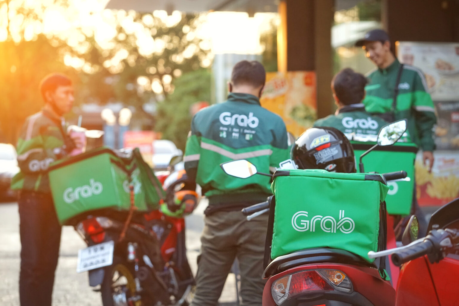 Grab (GRAB) Stock: Grab Becomes Majority Owner of Indonesia’s Superbank ...