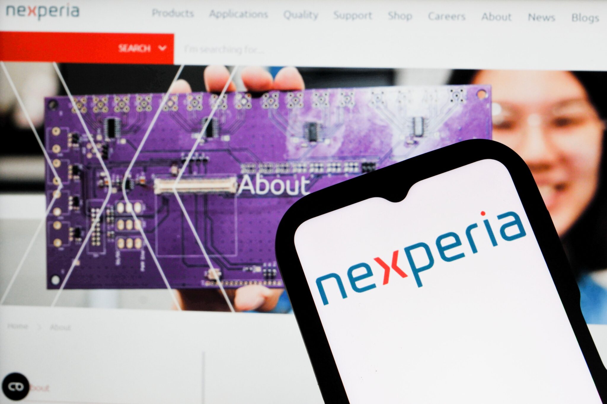 Dutch Court Ousts Nexperia CEO Amid Ownership Dispute - Parameter
