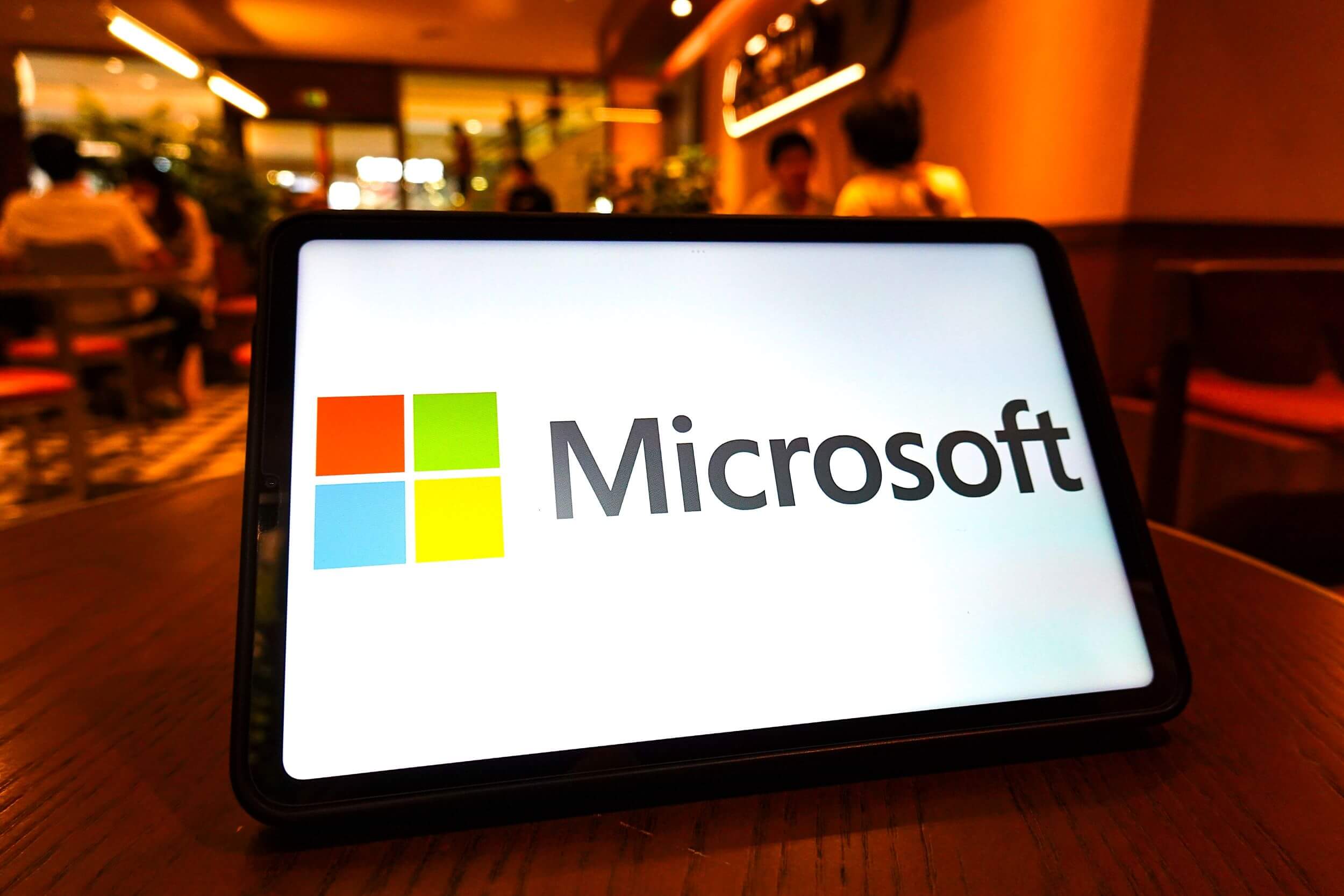 Microsoft (MSFT) Stock: Lands $750M AI Infrastructure Deal with ...