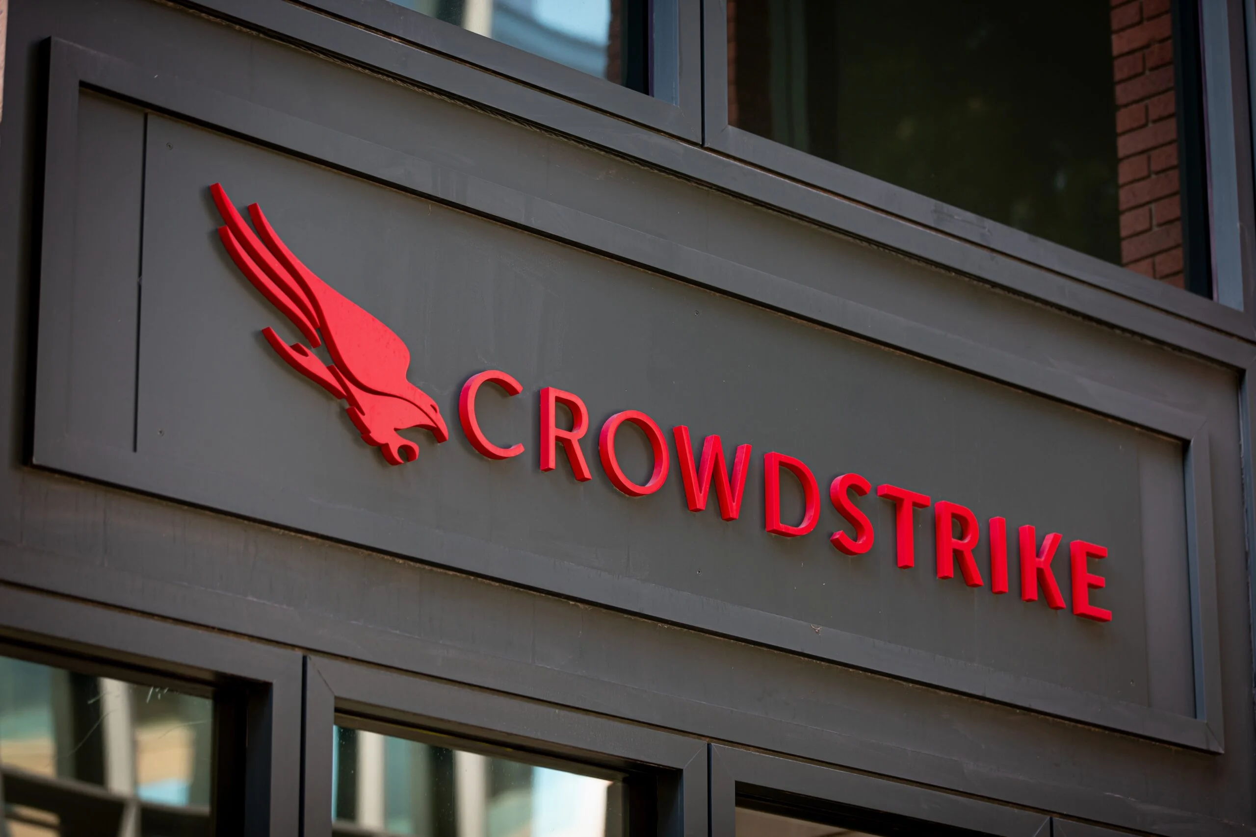 CrowdStrike (CRWD) Stock Tumbles 9% Despite Earnings Victory and Stock ...